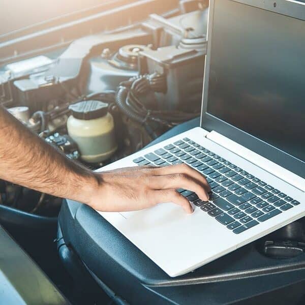 How to Tune a Car With a Laptop for Beginners