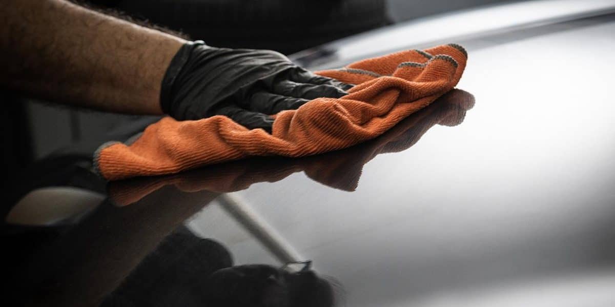 How to Dry a Car After Washing