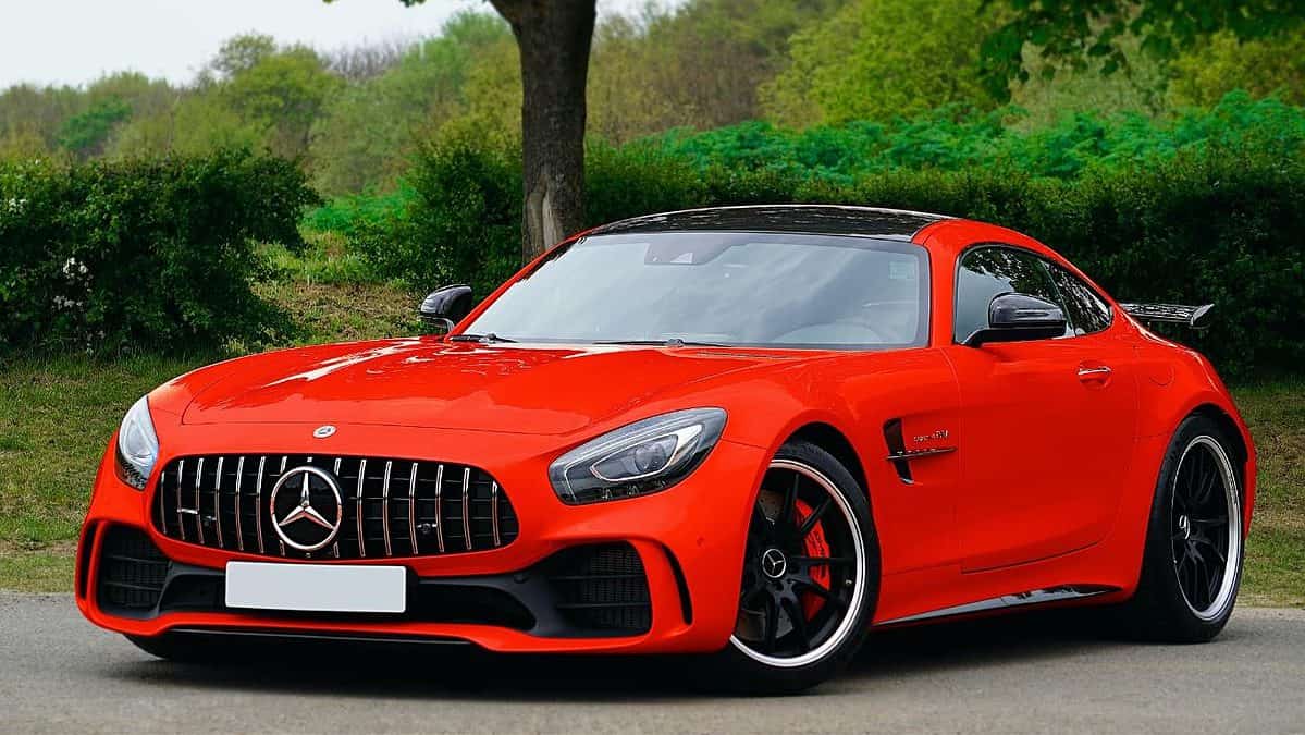 What Is the Best Car Color To Hide Dirt?